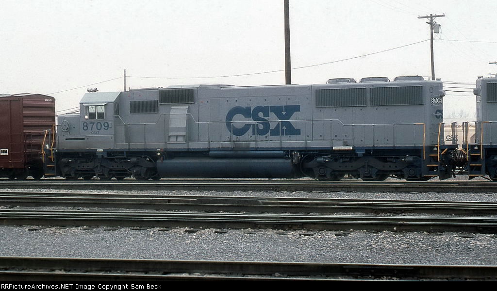 CSX 8709--New SD60